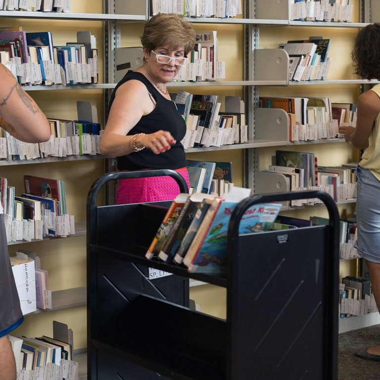 Donate – Calvert Library